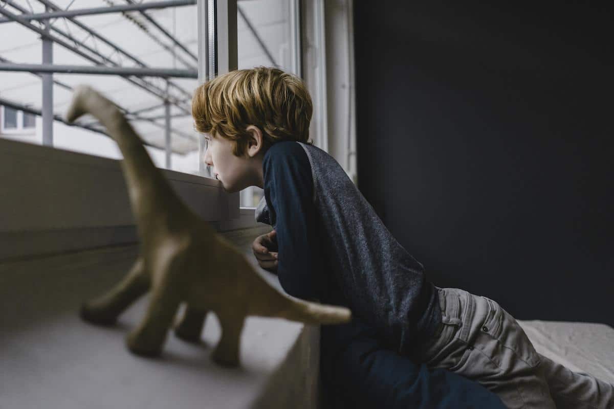 How Using Mirrors & Windows Open Student's World - The Teach Simple Blog