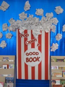 35 Reading Bulletin Boards To Spark A Love Of Literature - The Teach ...